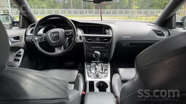 Black Audi A5 2010 in Riga, with an engine capacity of 3.00 L and mileage of 327 thousand km for 7300 €, photo 10 on AUTOMOTO.COM.LV