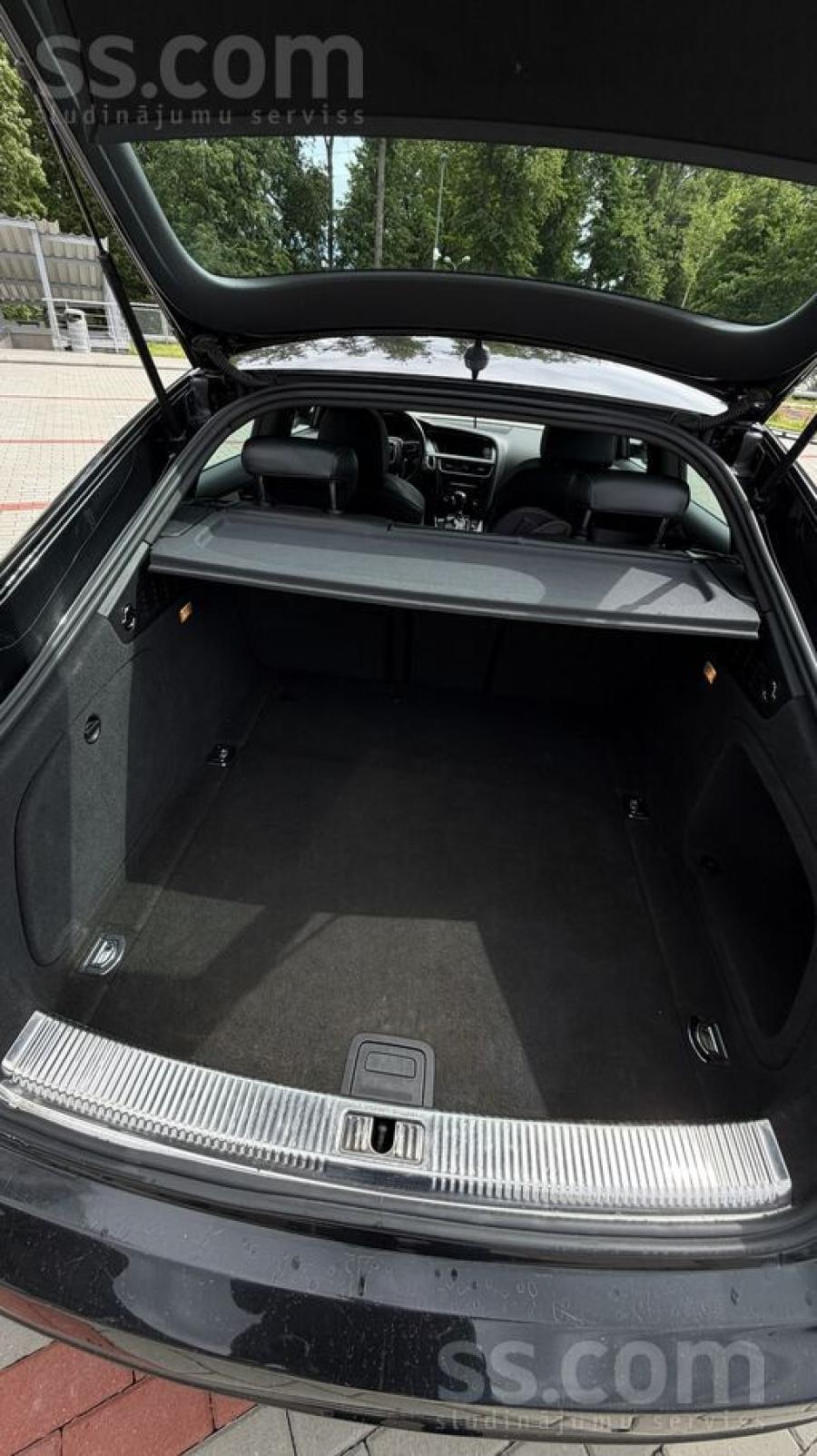 Melns Audi A5 2010 Rīga, ar dzinēja tilpumu 3.00 L un nobraukumu 327 tūkst. km par 7300 €, foto 14 vietnē AUTOMOTO.COM.LV