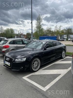 Melns Audi A5 2010 Rīga, ar dzinēja tilpumu 2.00 L un nobraukumu 284 tūkst. km par 8700 €, foto 3 vietnē AUTOMOTO.COM.LV
