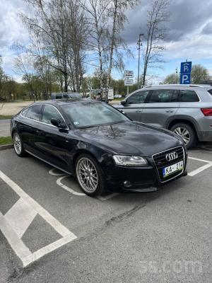 Melns Audi A5 2010 Rīga, ar dzinēja tilpumu 2.00 L un nobraukumu 284 tūkst. km par 8700 €, foto 4 vietnē AUTOMOTO.COM.LV