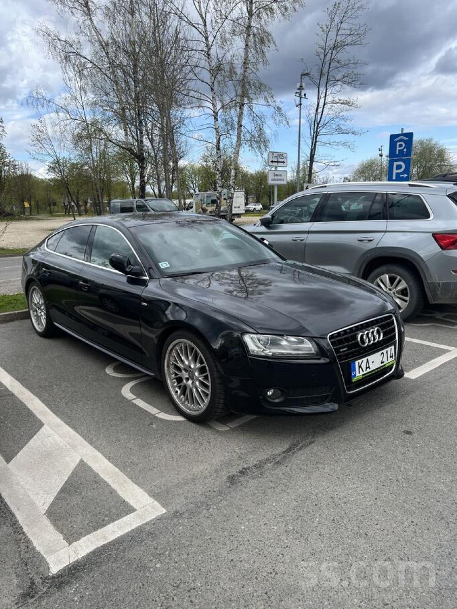 Melns Audi A5 2010 Rīga, ar dzinēja tilpumu 2.00 L un nobraukumu 284 tūkst. km par 8700 €, foto 4 vietnē AUTOMOTO.COM.LV