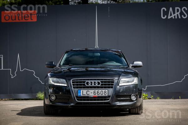 Black Audi A5 2010 in Riga, with an engine capacity of 2.00 L and mileage of 413 thousand km for 6990 €, photo 2 on AUTOMOTO.COM.LV