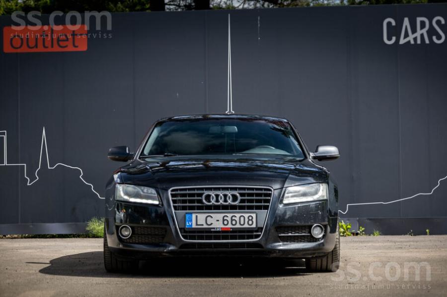 Black Audi A5 2010 in Riga, with an engine capacity of 2.00 L and mileage of 413 thousand km for 6990 €, photo 3 on AUTOMOTO.COM.LV