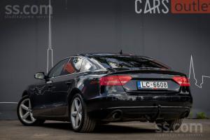 Black Audi A5 2010 in Riga, with an engine capacity of 2.00 L and mileage of 413 thousand km for 6990 €, photo 7 on AUTOMOTO.COM.LV