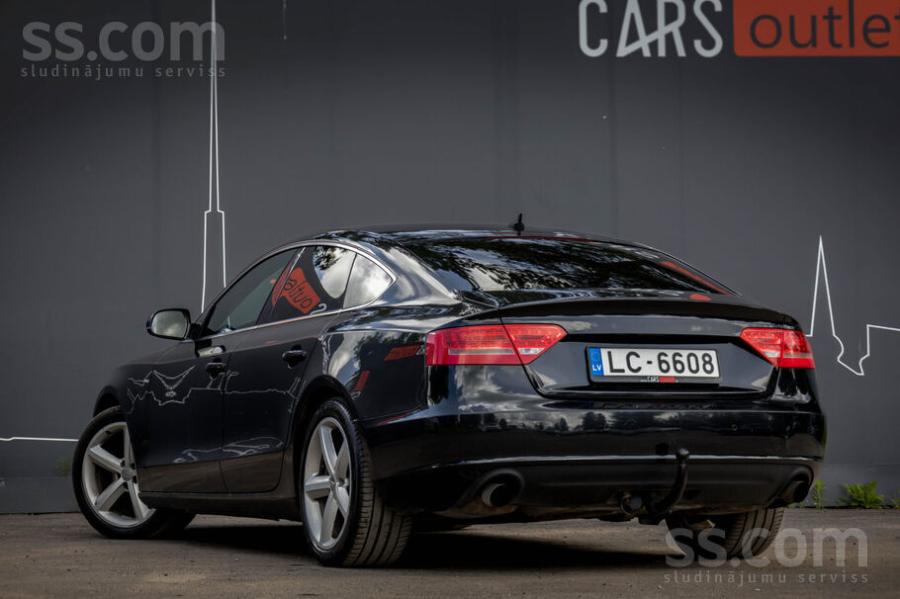 Black Audi A5 2010 in Riga, with an engine capacity of 2.00 L and mileage of 413 thousand km for 6990 €, photo 7 on AUTOMOTO.COM.LV