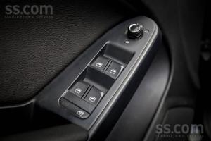 Black Audi A5 2010 in Riga, with an engine capacity of 2.00 L and mileage of 413 thousand km for 6990 €, photo 14 on AUTOMOTO.COM.LV