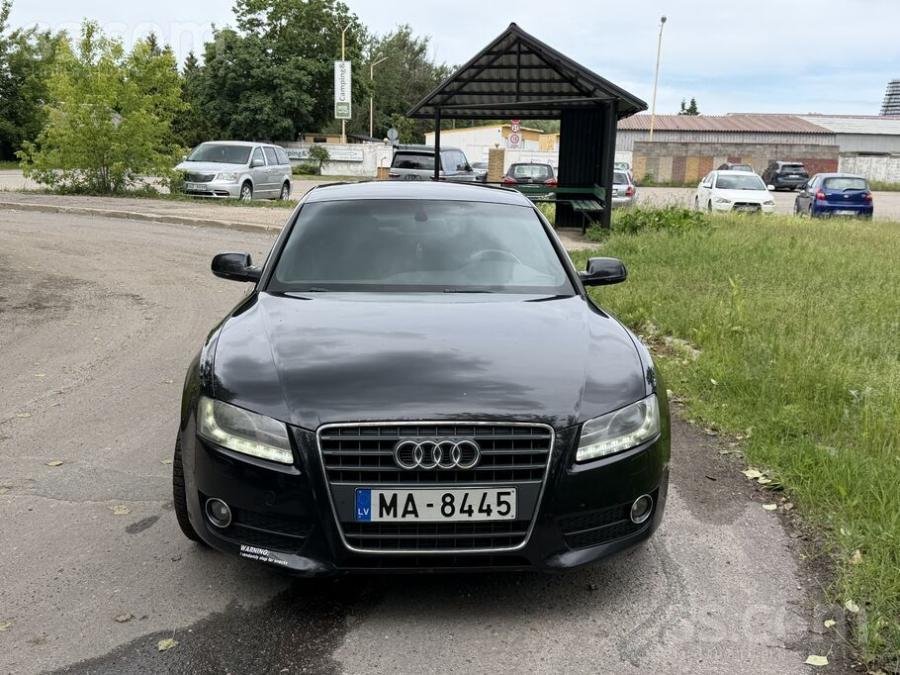 Melns Audi A5 2010 Rīga, ar dzinēja tilpumu 2.70 L un nobraukumu 43 tūkst. km par 9990 €, foto 1 vietnē AUTOMOTO.COM.LV