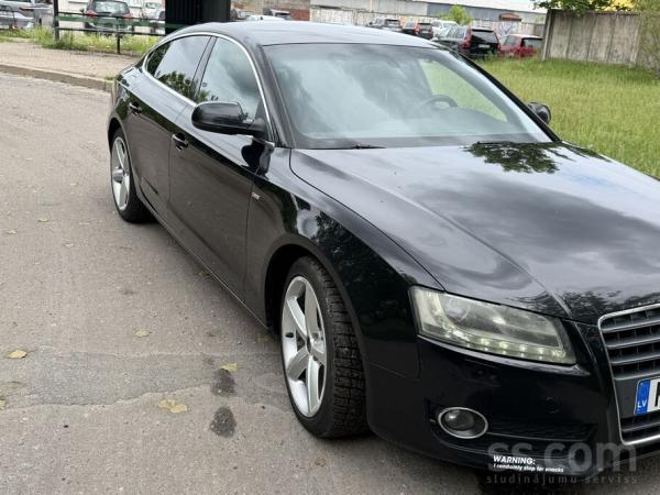 Black Audi A5 2010 in Riga, with an engine capacity of 2.70 L and mileage of 43 thousand km for 9990 €, photo 2 on AUTOMOTO.COM.LV