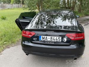 Melns Audi A5 2010 Rīga, ar dzinēja tilpumu 2.70 L un nobraukumu 43 tūkst. km par 9990 €, foto 10 vietnē AUTOMOTO.COM.LV