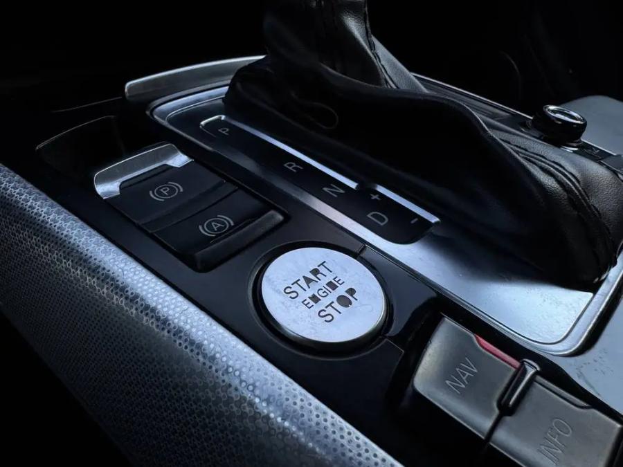 Melns Audi A5 2010 Rīga, ar dzinēja tilpumu 3.00 L un nobraukumu 335 tūkst. km par 6690 €, foto 17 vietnē AUTOMOTO.COM.LV