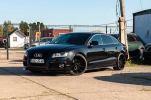 Black Audi A5 2010 in Riga, with an engine capacity of 2.70 L and mileage of 221 thousand km for 10995 €, photo 4 on AUTOMOTO.COM.LV