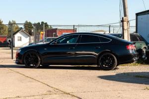 Black Audi A5 2010 in Riga, with an engine capacity of 2.70 L and mileage of 221 thousand km for 10995 €, photo 9 on AUTOMOTO.COM.LV