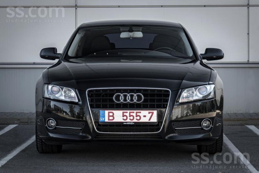 Melns Audi A5 2010 Rīga, ar dzinēja tilpumu 2.00 L un nobraukumu 185 tūkst. km par 7790 €, foto 3 vietnē AUTOMOTO.COM.LV