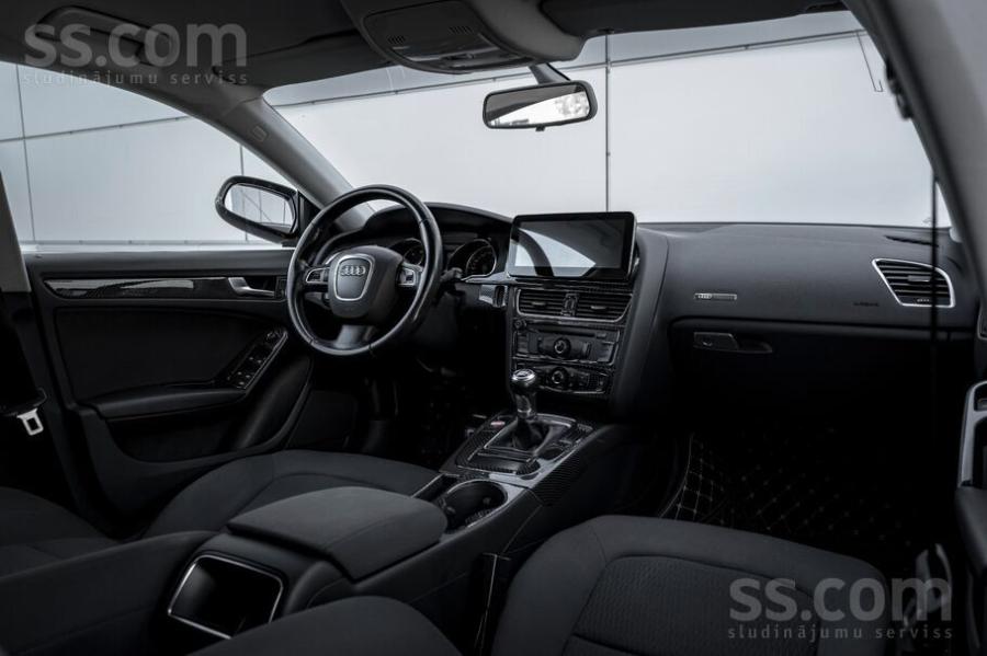 Melns Audi A5 2010 Rīga, ar dzinēja tilpumu 2.00 L un nobraukumu 185 tūkst. km par 7790 €, foto 13 vietnē AUTOMOTO.COM.LV
