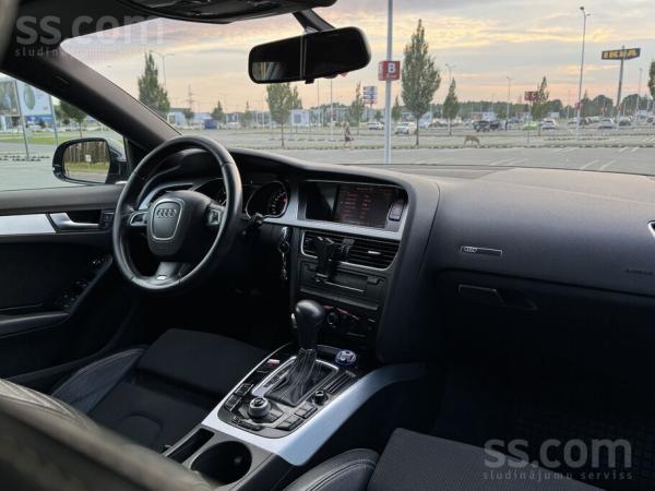 Black Audi A5 2010 in Riga, with an engine capacity of 2.00 L and mileage of 352 thousand km for 6700 €, photo 6 on AUTOMOTO.COM.LV