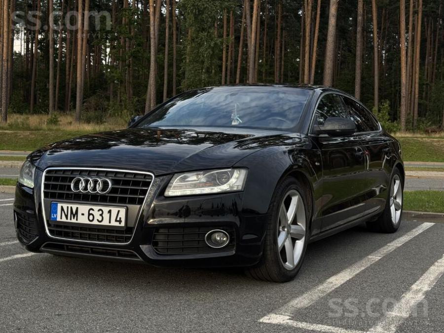 Black Audi A5 2010 in Riga, with an engine capacity of 2.00 L and mileage of 352 thousand km for 6700 €, photo 3 on AUTOMOTO.COM.LV