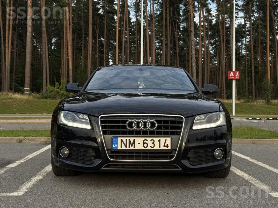 Black Audi A5 2010 in Riga, with an engine capacity of 2.00 L and mileage of 352 thousand km for 6700 €, photo 5 on AUTOMOTO.COM.LV