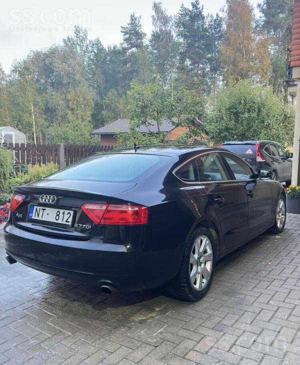 Melns Audi A5 2010 Rīga, ar dzinēja tilpumu 2.70 L un nobraukumu 285 tūkst. km par 7550 €, foto 3 vietnē AUTOMOTO.COM.LV