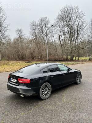 Melns Audi A5 2011 Tukums, ar dzinēja tilpumu 3.00 L un nobraukumu 285 tūkst. km par 8500 €, foto 5 vietnē AUTOMOTO.COM.LV
