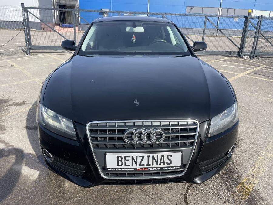 Black Audi A5 2011 in Kaunas, with an engine capacity of 2.00 L and mileage of 290 thousand km for 6450 €, photo 13 on AUTOMOTO.COM.LV