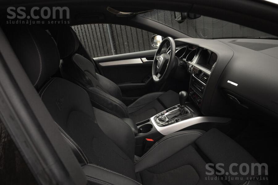 Black Audi A5 2011 in Jelgava, with an engine capacity of 2.00 L and mileage of 256 thousand km for 8900 €, photo 9 on AUTOMOTO.COM.LV