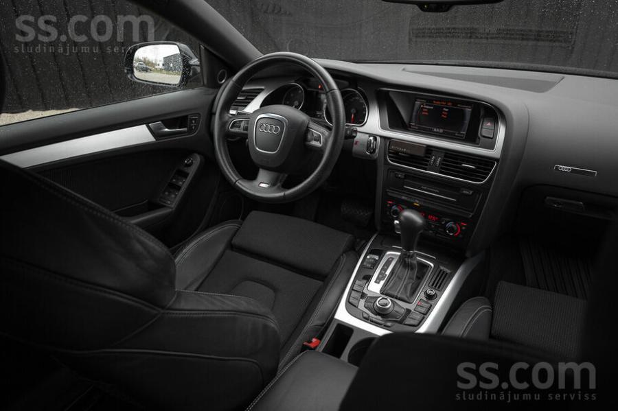 Black Audi A5 2011 in Jelgava, with an engine capacity of 2.00 L and mileage of 256 thousand km for 8900 €, photo 11 on AUTOMOTO.COM.LV
