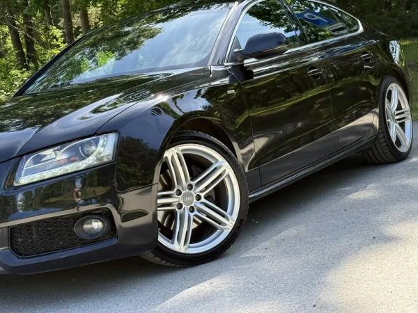 Black Audi A5 2011 in Jurmala, with an engine capacity of 2.00 L and mileage of 170 thousand km for 7950 €, photo 6 on AUTOMOTO.COM.LV