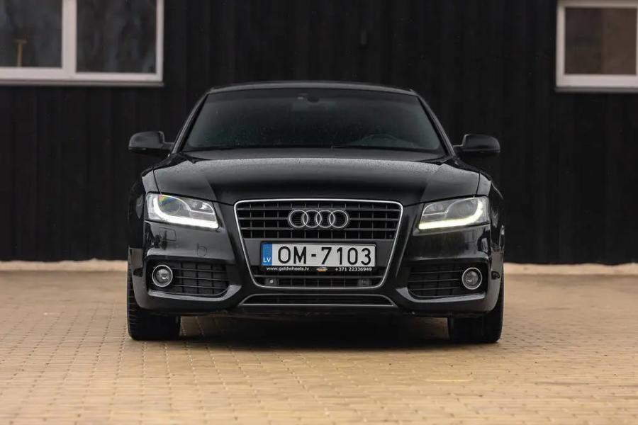 Melns Audi A5 2011 Jelgava, ar dzinēja tilpumu 2.00 L un nobraukumu 256 tūkst. km par 8900 €, foto 4 vietnē AUTOMOTO.COM.LV