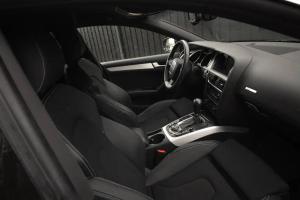 Melns Audi A5 2011 Jelgava, ar dzinēja tilpumu 2.00 L un nobraukumu 256 tūkst. km par 8900 €, foto 9 vietnē AUTOMOTO.COM.LV