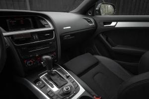Melns Audi A5 2011 Jelgava, ar dzinēja tilpumu 2.00 L un nobraukumu 256 tūkst. km par 8900 €, foto 14 vietnē AUTOMOTO.COM.LV