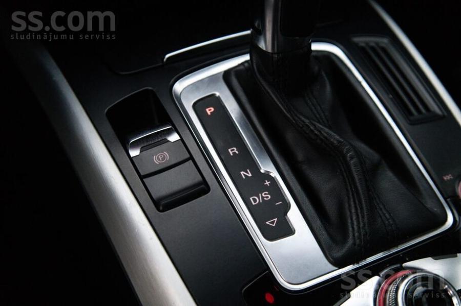 Black Audi A5 2013 in Riga, with an engine capacity of 3.00 L and mileage of 277 thousand km for 11990 €, photo 18 on AUTOMOTO.COM.LV