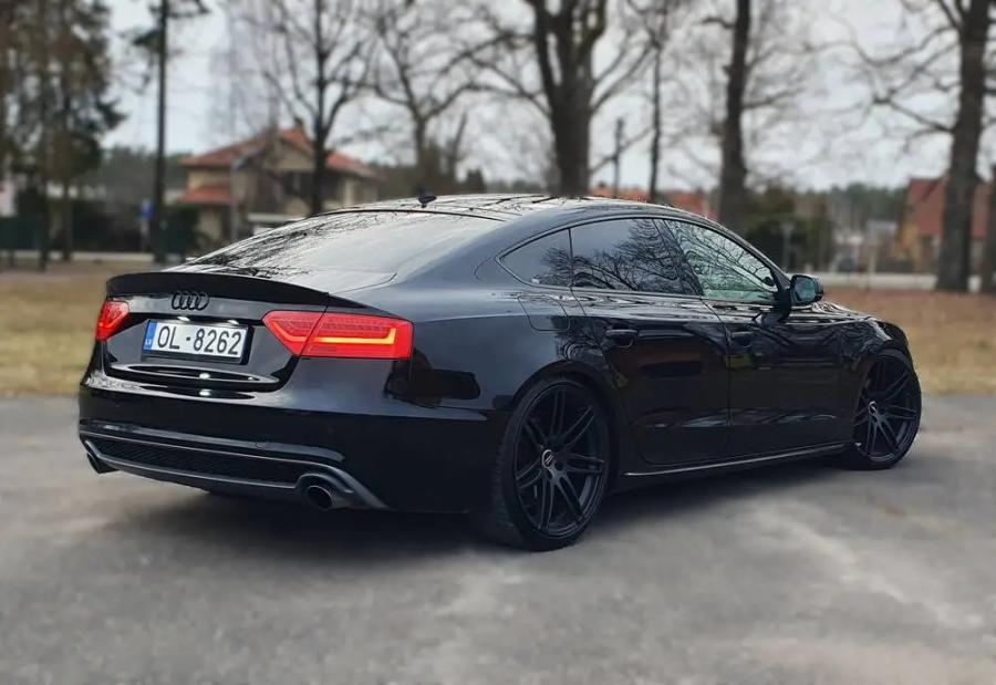 Black Audi A5 2016 in Jelgava, with an engine capacity of 1.80 L and mileage of 254 thousand km for 12650 €, photo 4 on AUTOMOTO.COM.LV