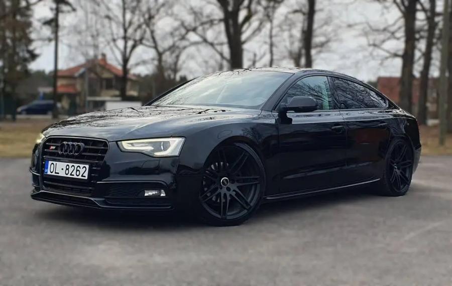 Black Audi A5 2016 in Jelgava, with an engine capacity of 1.80 L and mileage of 254 thousand km for 12650 €, photo 5 on AUTOMOTO.COM.LV