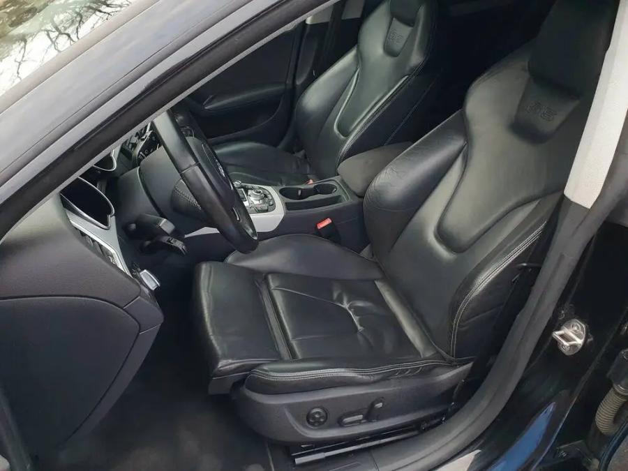Black Audi A5 2016 in Jelgava, with an engine capacity of 1.80 L and mileage of 254 thousand km for 12650 €, photo 15 on AUTOMOTO.COM.LV