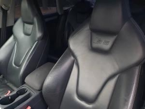 Black Audi A5 2016 in Jelgava, with an engine capacity of 1.80 L and mileage of 254 thousand km for 12650 €, photo 16 on AUTOMOTO.COM.LV