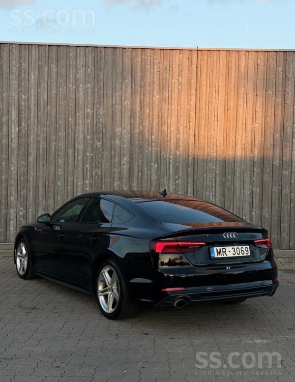 Black Audi A5 2017 in Jelgava, with an engine capacity of 2.00 L and mileage of 129 thousand km for 23300 €, photo 4 on AUTOMOTO.COM.LV
