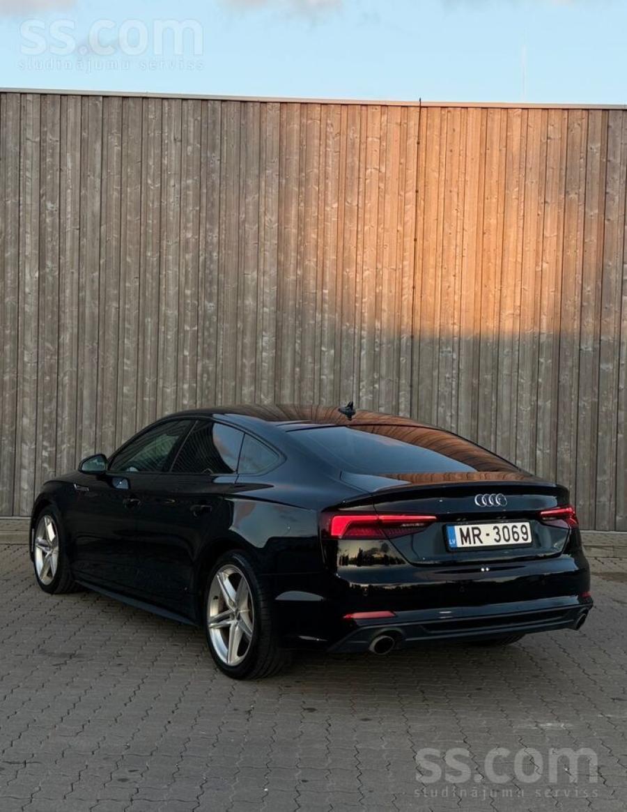 Melns Audi A5 2017 Jelgava, ar dzinēja tilpumu 2.00 L un nobraukumu 129 tūkst. km par 23300 €, foto 5 vietnē AUTOMOTO.COM.LV