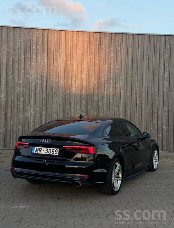 Black Audi A5 2017 in Jelgava, with an engine capacity of 2.00 L and mileage of 129 thousand km for 23300 €, photo 5 on AUTOMOTO.COM.LV