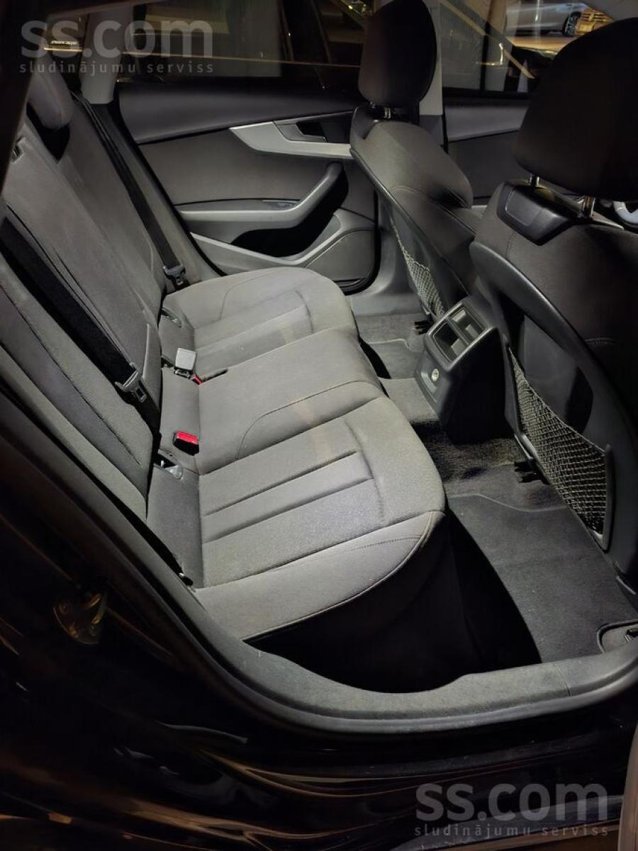 Melns Audi A5 2019 Rīga, ar dzinēja tilpumu 2.00 L un nobraukumu 240 tūkst. km par 16400 €, foto 13 vietnē AUTOMOTO.COM.LV