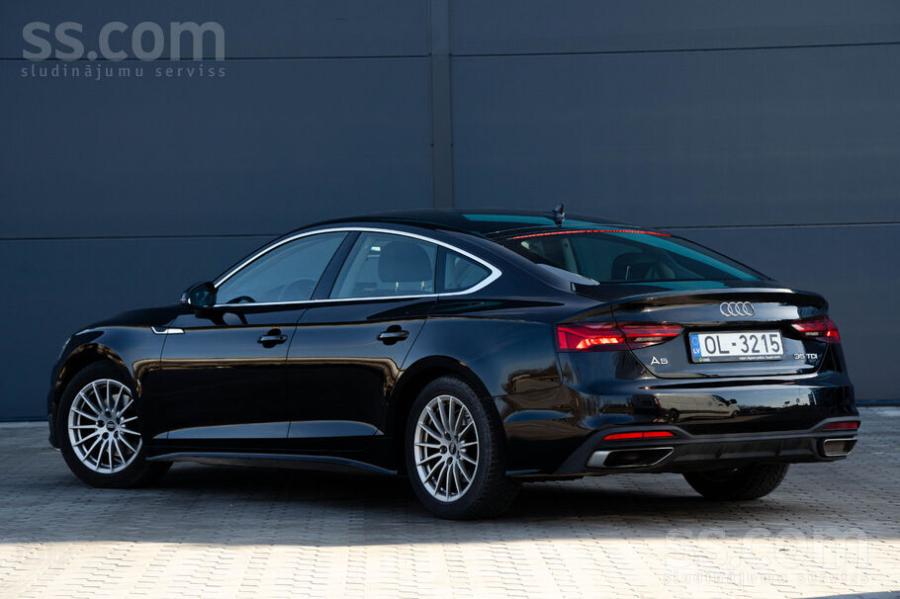 Black Audi A5 2021 in Riga, with an engine capacity of 2.00 L and mileage of 155 thousand km for 20990 €, photo 5 on AUTOMOTO.COM.LV