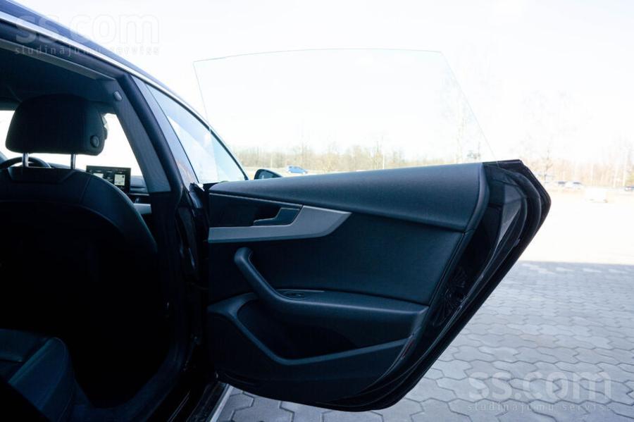 Melns Audi A5 2021 Rīga, ar dzinēja tilpumu 2.00 L un nobraukumu 155 tūkst. km par 19500 €, foto 24 vietnē AUTOMOTO.COM.LV