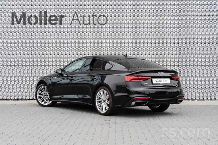 Black Audi A5 2022 in Riga, with an engine capacity of 2.00 L and mileage of 102 thousand km for 31800 €, photo 4 on AUTOMOTO.COM.LV