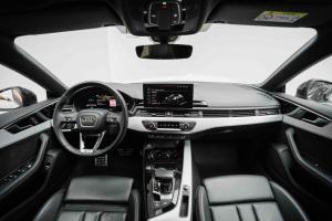 Black Audi A5 2023 in Peetri, with an engine capacity of 2.00 L and mileage of 46 thousand km for 38300 €, photo 9 on AUTOMOTO.COM.LV