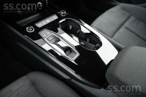Melns Audi A5 2025 Rīga, ar dzinēja tilpumu 2.00 L un nobraukumu 23 tūkst. km par 34900 €, foto 28 vietnē AUTOMOTO.COM.LV