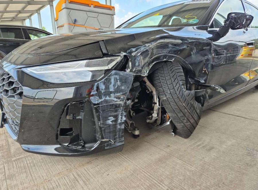 Black Audi A5 2026 in Klaipeda, with an engine capacity of 1.98 L and mileage of 1 thousand km for 22200 €, photo 14 on AUTOMOTO.COM.LV