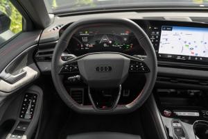 Black Audi A5 2025 in Vilnius, with an engine capacity of 2.00 L and mileage of 24 thousand km for 48700 €, photo 13 on AUTOMOTO.COM.LV