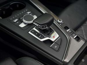 Zils Audi A5 2018 Klaipėda, ar dzinēja tilpumu 3.00 L un nobraukumu 55 tūkst. km par 28500 €, foto 33 vietnē AUTOMOTO.COM.LV