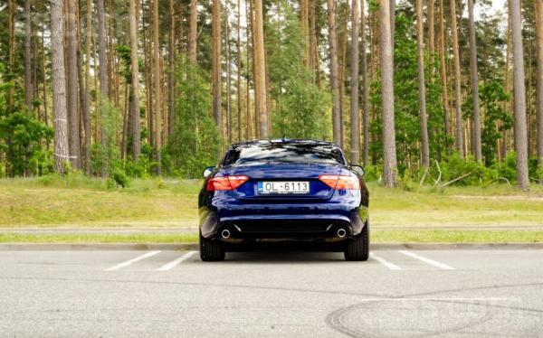 Zils Audi A5 2008 Rīga, ar dzinēja tilpumu 3.00 L un nobraukumu 418 tūkst. km par 8590 €, foto 7 vietnē AUTOMOTO.COM.LV