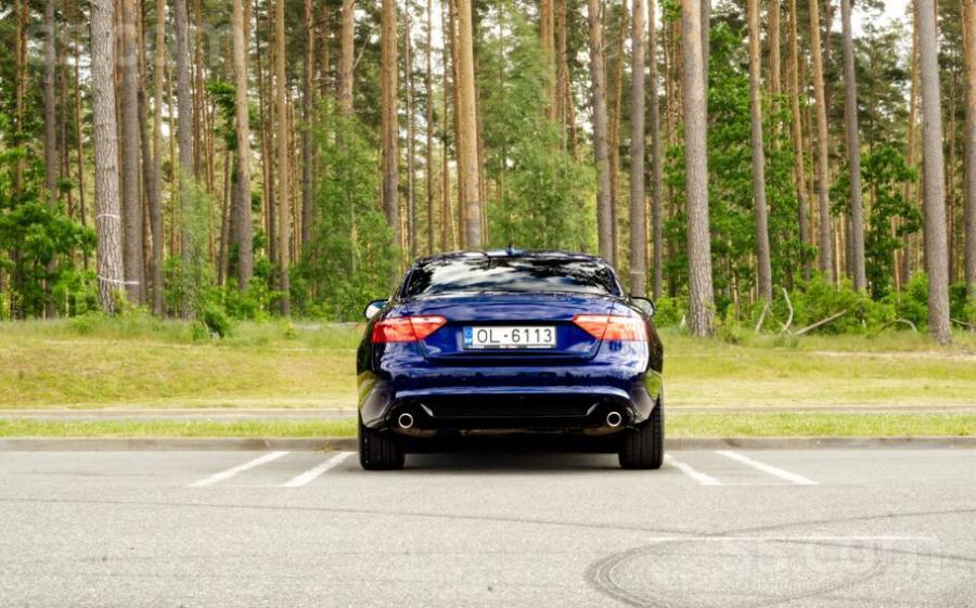 Zils Audi A5 2008 Rīga, ar dzinēja tilpumu 3.00 L un nobraukumu 418 tūkst. km par 8590 €, foto 8 vietnē AUTOMOTO.COM.LV