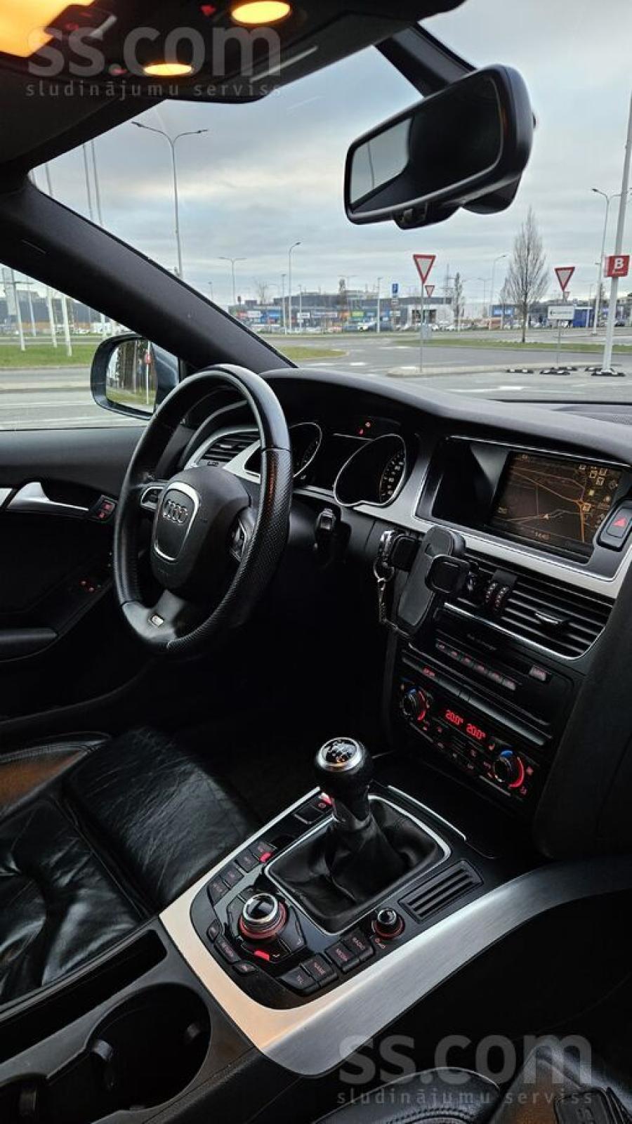 Zils Audi A5 2008 Rīga, ar dzinēja tilpumu 3.00 L un nobraukumu 292 tūkst. km par 6450 €, foto 17 vietnē AUTOMOTO.COM.LV